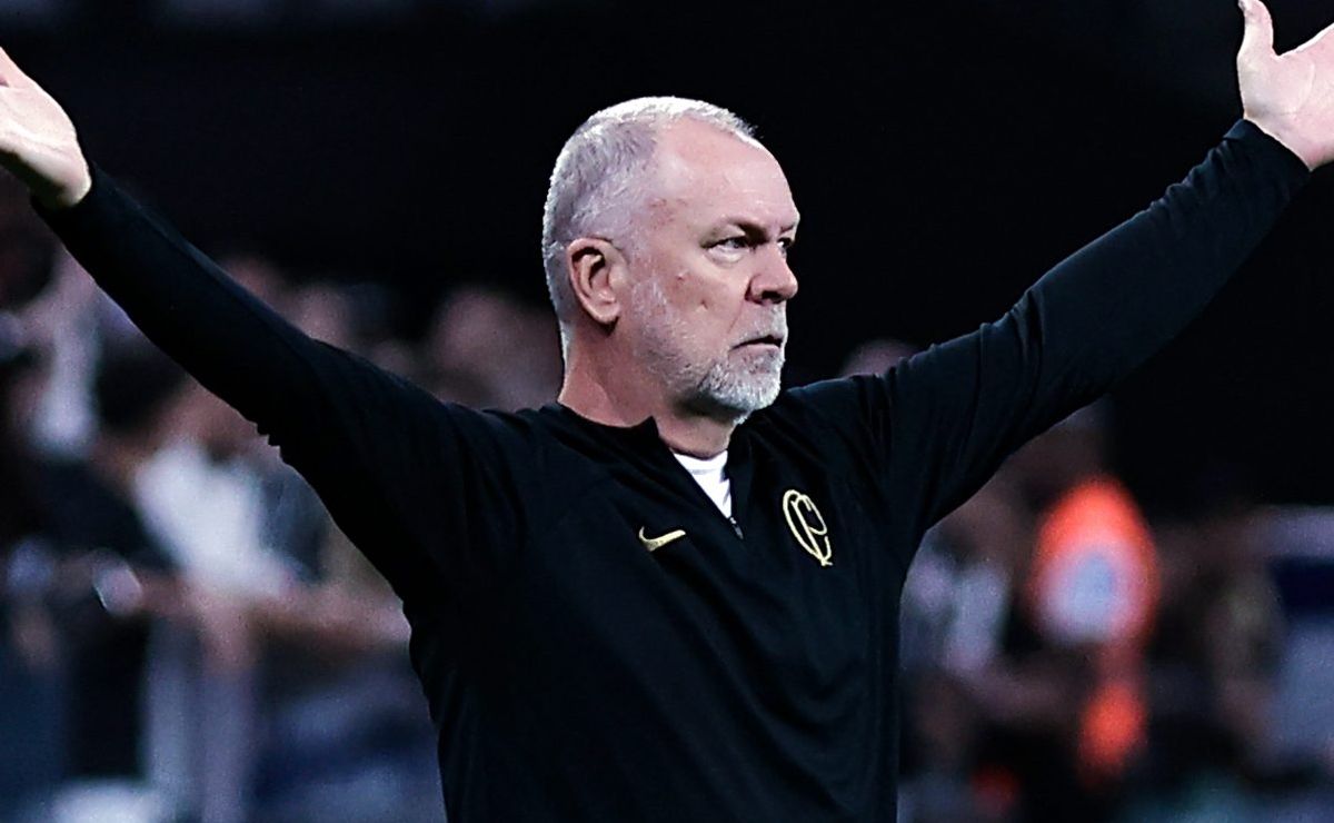 Mano Menezes deu o aval para a decisão e ele não fica no Corinthians ...