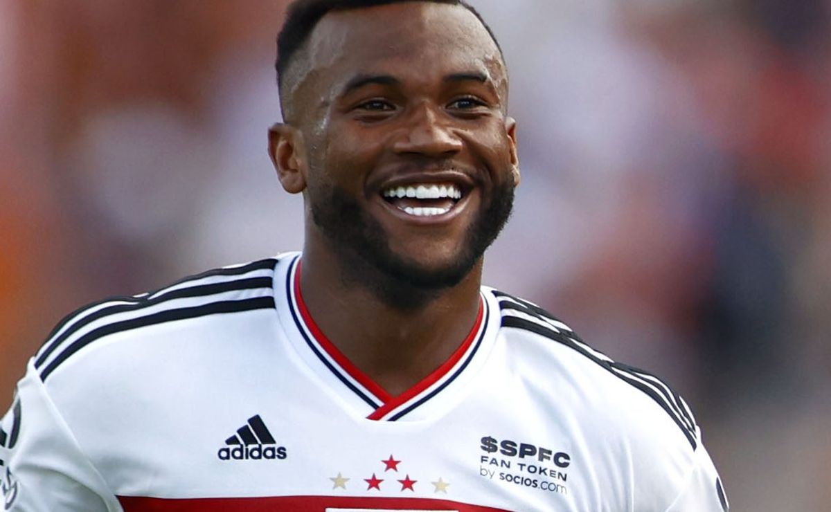 Moeda de troca, bem falado no Santos, oportunidade única para conseguir ...