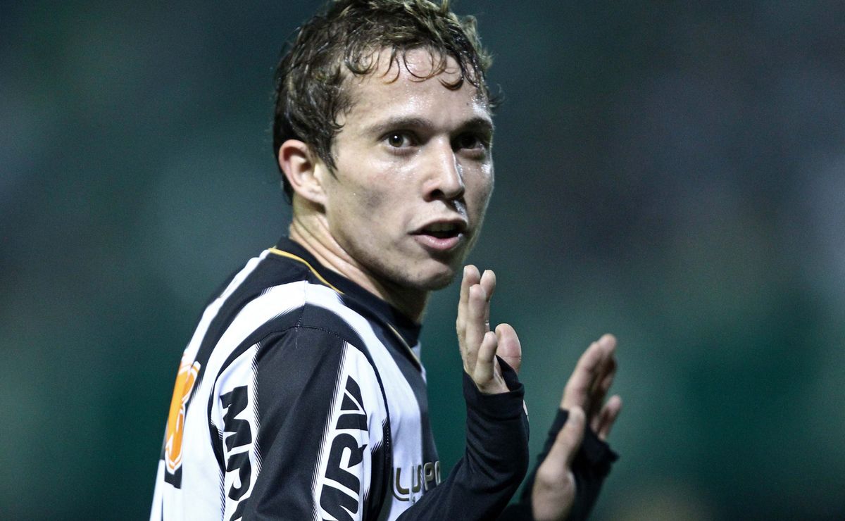 Situação REVELADA, diretoria já sabe: Salário e tempo de contrato de ...