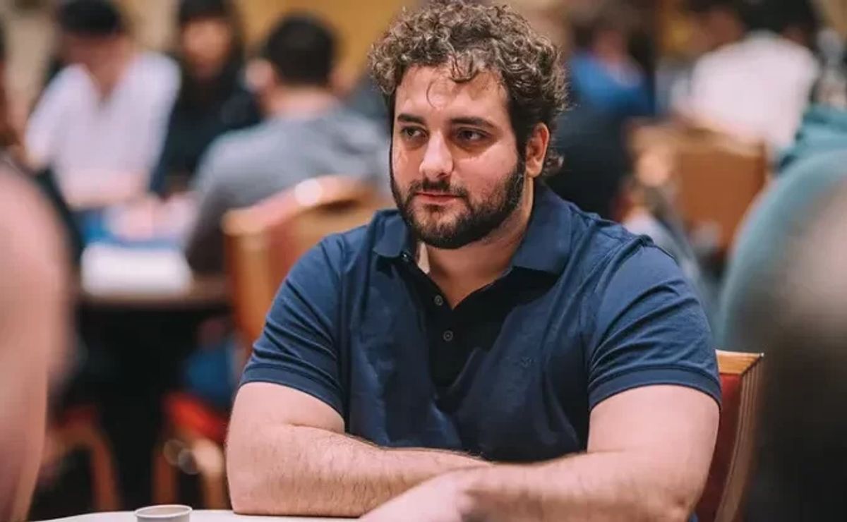 João Simão representa muito bem o Brasil em torneio de poker nos EUA
