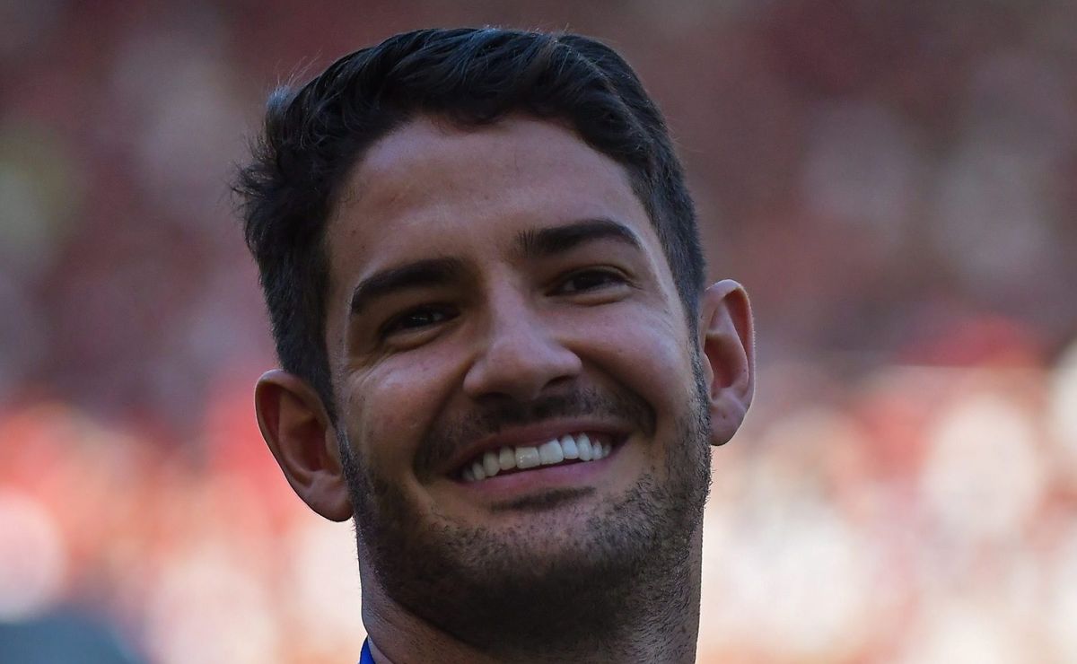 Alexandre Pato vai ficar no São Paulo? Futuro do atacante tem notícia ...