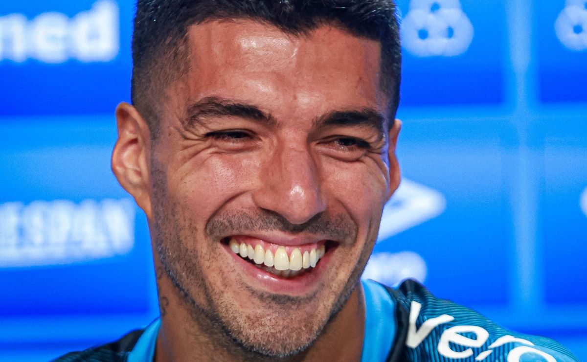 Suárez se despede do Grêmio e quase termina como artilheiro do Brasileirão