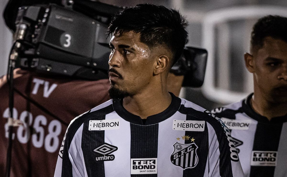 URGENTE: Ivonei na Série B? Meia revela decisão do Santos para 2024