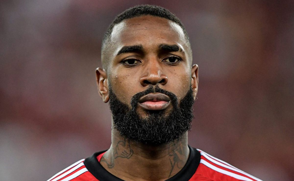 R$ 215,8 milhões! Gerson é o meio-campista mais valioso fora da Europa