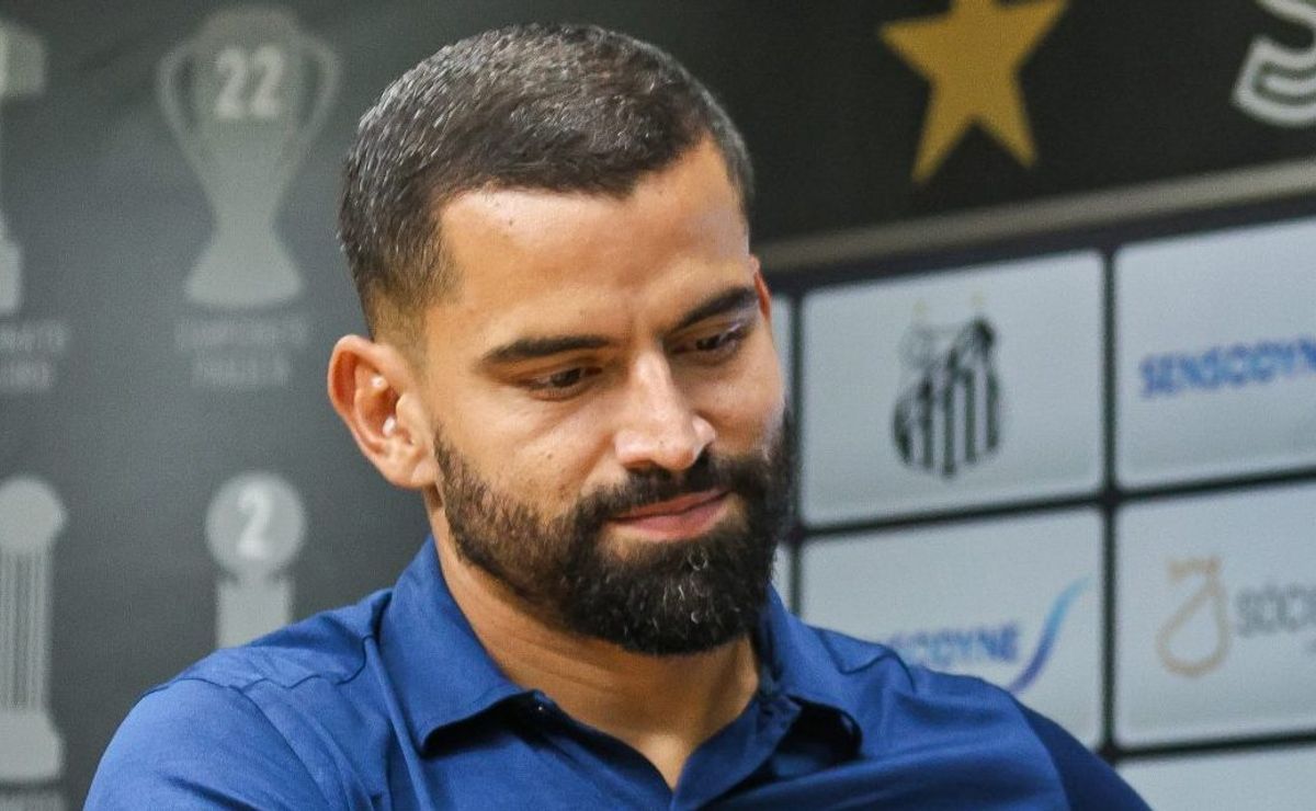 Aos 36 anos, Tomás Rincón irá renovar com o Santos por mais 3 ...