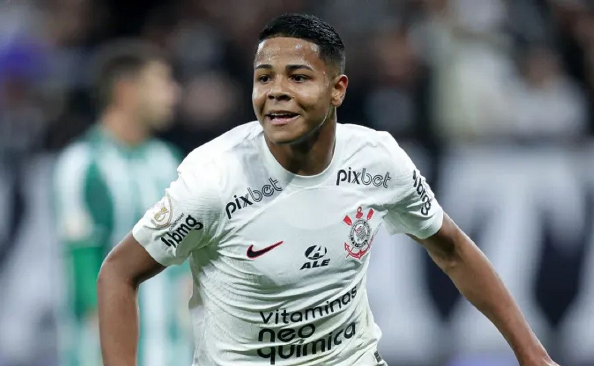 Wesley celebra boa fase com sequência no Corinthians