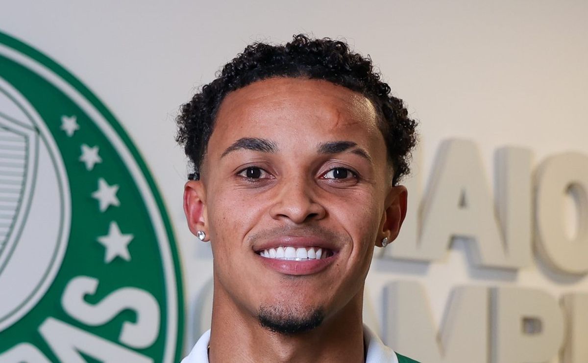 Situação de Lázaro vem à tona no Palmeiras e 'vaza' tudo nos bastidores