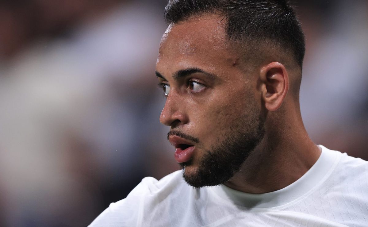 Corinthians vai usar clássico para resolver situação de Maycon e +2