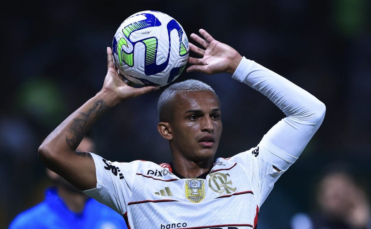 R$ 80 milhões: Flamengo responde oferta do Brighton-ING por Wesley