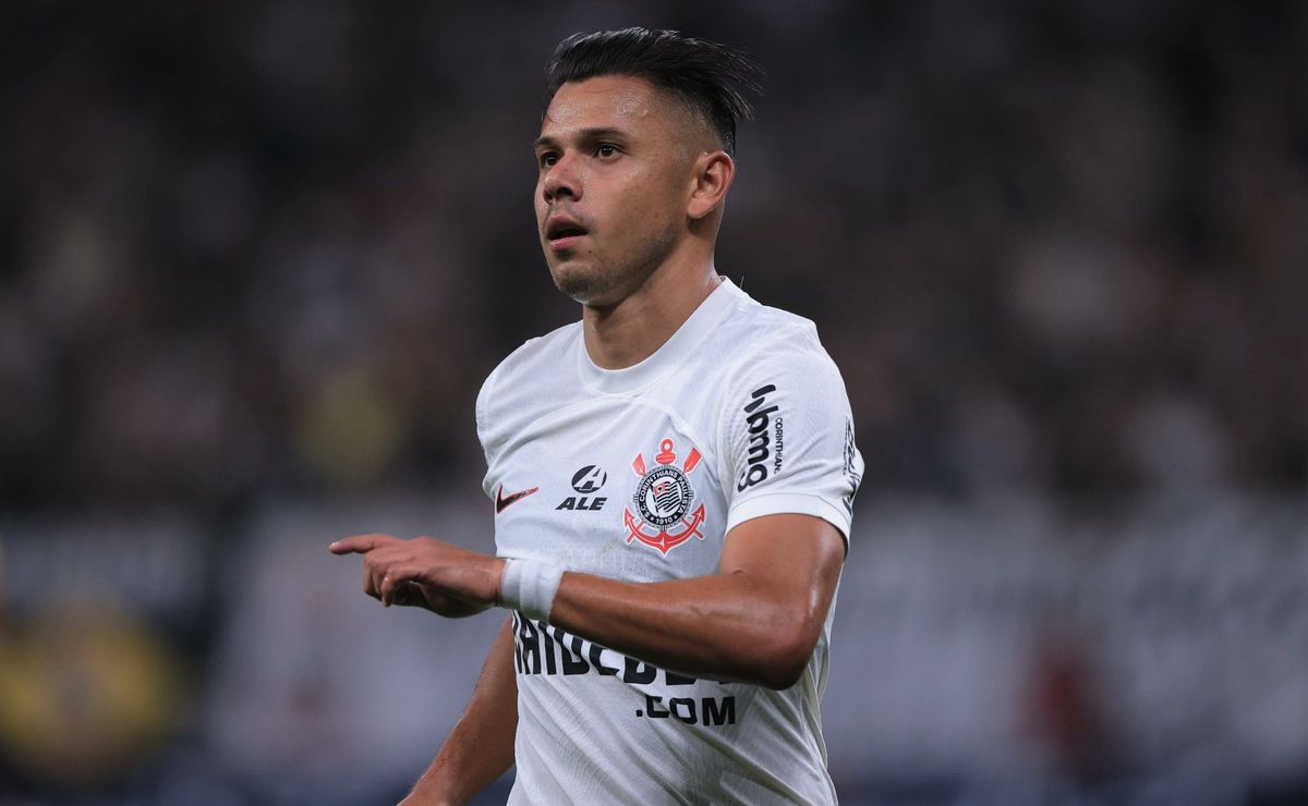 Romero faz história e se torna o maior artilheiro estrangeiro e da Neo ...