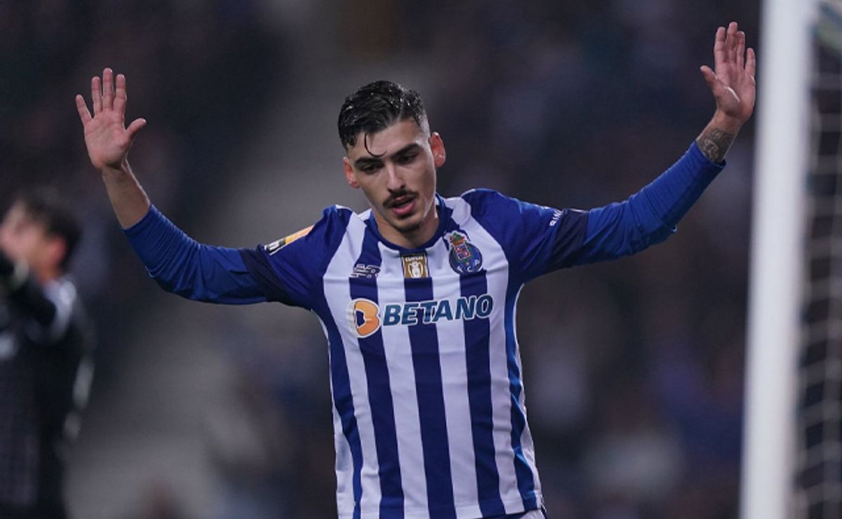 Flamengo fechar acordo com André Franco e busca liberação junto ao Porto