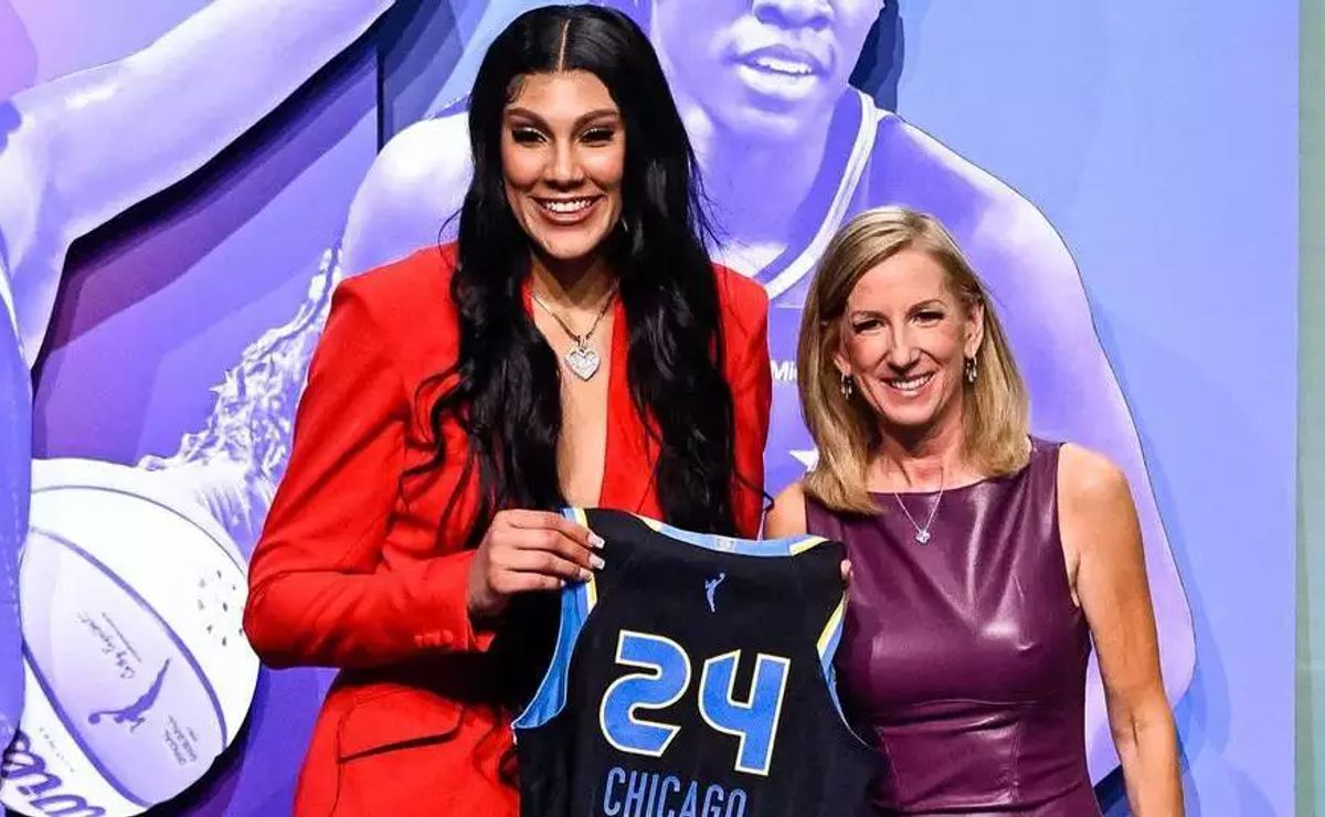 Elogiada pela técnica, Kamilla Cardoso é comparada a Paula e Hortência