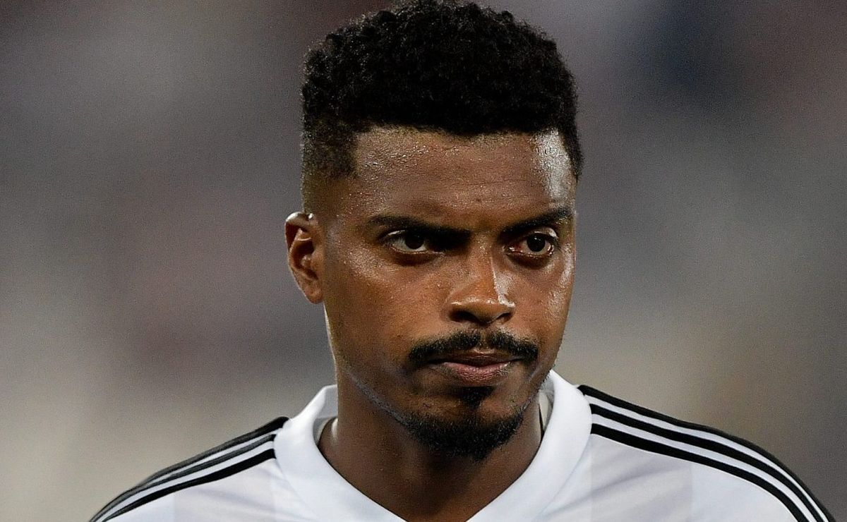 Grêmio estuda proposta de R$ 10 milhões para tirar Jemerson do Atlético-MG