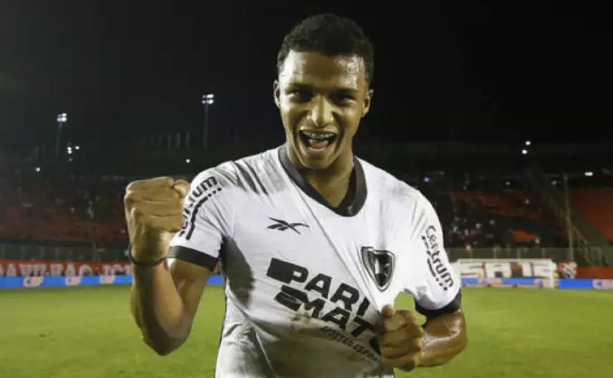 Fabiano celebra chance no Botafogo e revela: “Eu quase desisti de jogar ...