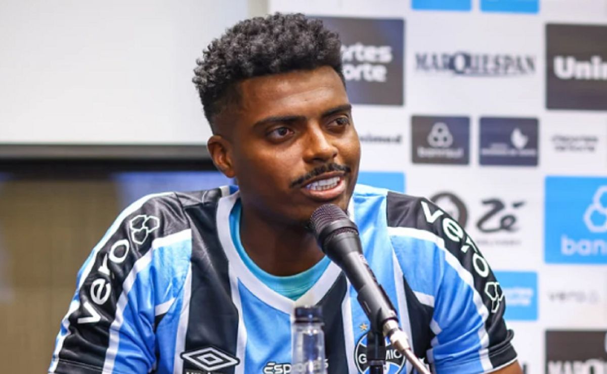Jemerson é apresentado ao Grêmio e fala sobre críticas: “Não deixo isso ...