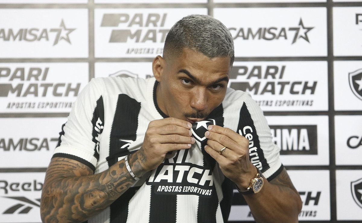 Allan revela motivo de aceitar o Botafogo “sonhei desde criança”