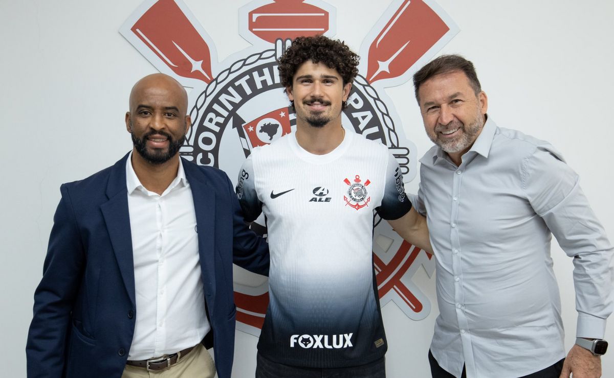 André Ramalho é anunciado como novo reforço do Corinthians