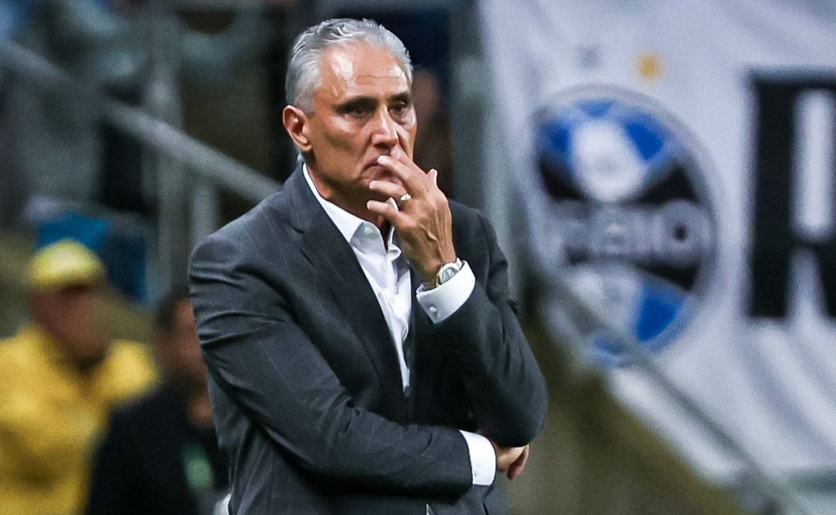 Hassan Haruna deixa Flamengo rumo ao Al-Bateh por R$ 14 milhões