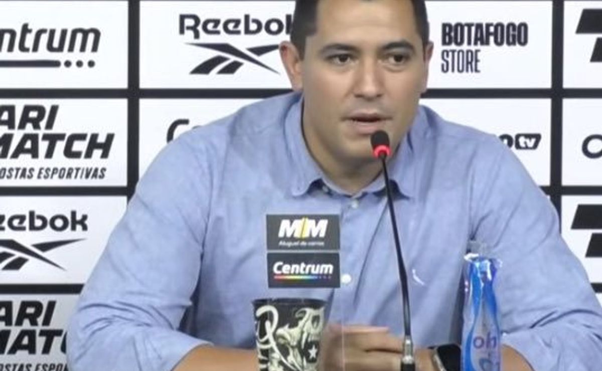 Botafogo: diretor busca mais reforços e explica perfil de contratações