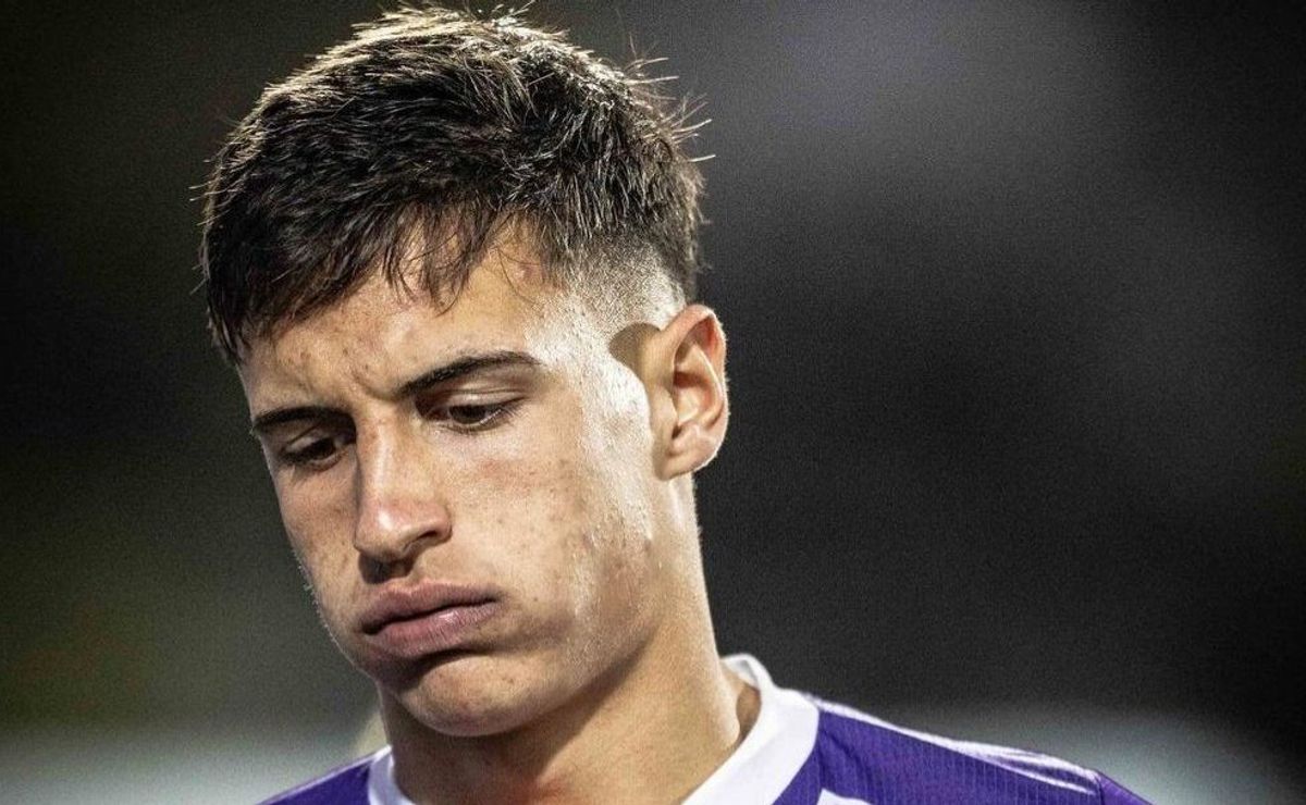 Facundo Bernal assiste ao jogo do Fluminense na Copa do Brasil