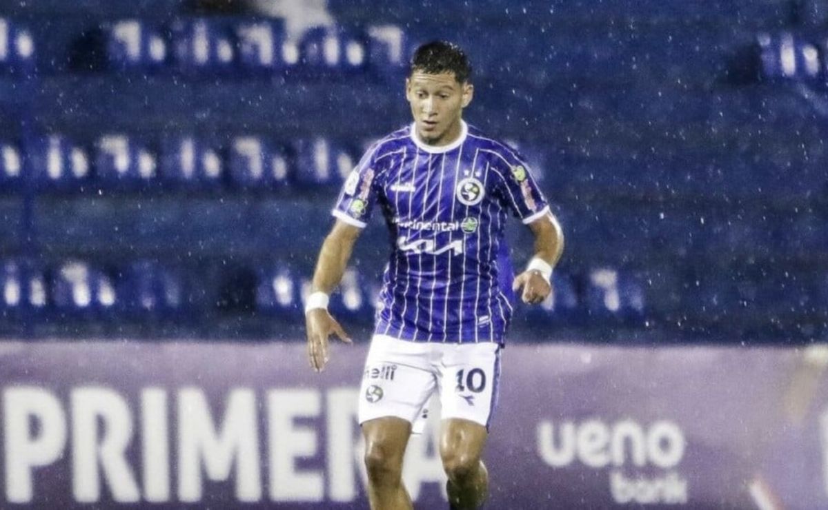 Jorge Mora é do Flamengo; Veja os números