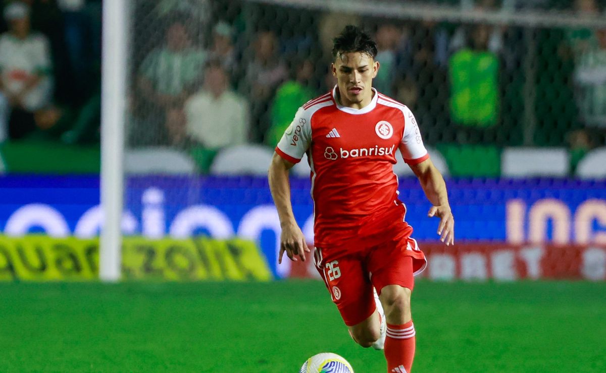 Bernabei é elogiado pela torcida do Internacional após vitória sobre o ...