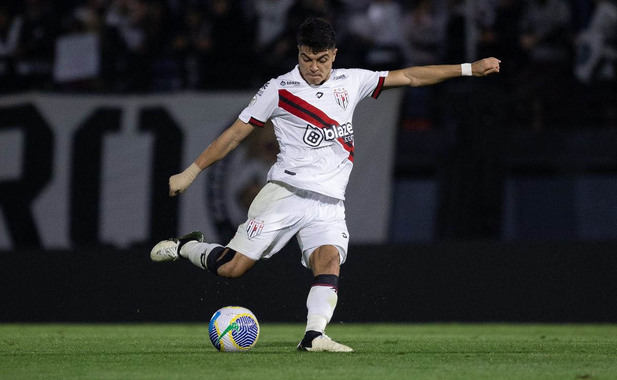 Roni não deve voltar ao Corinthians em 2025
