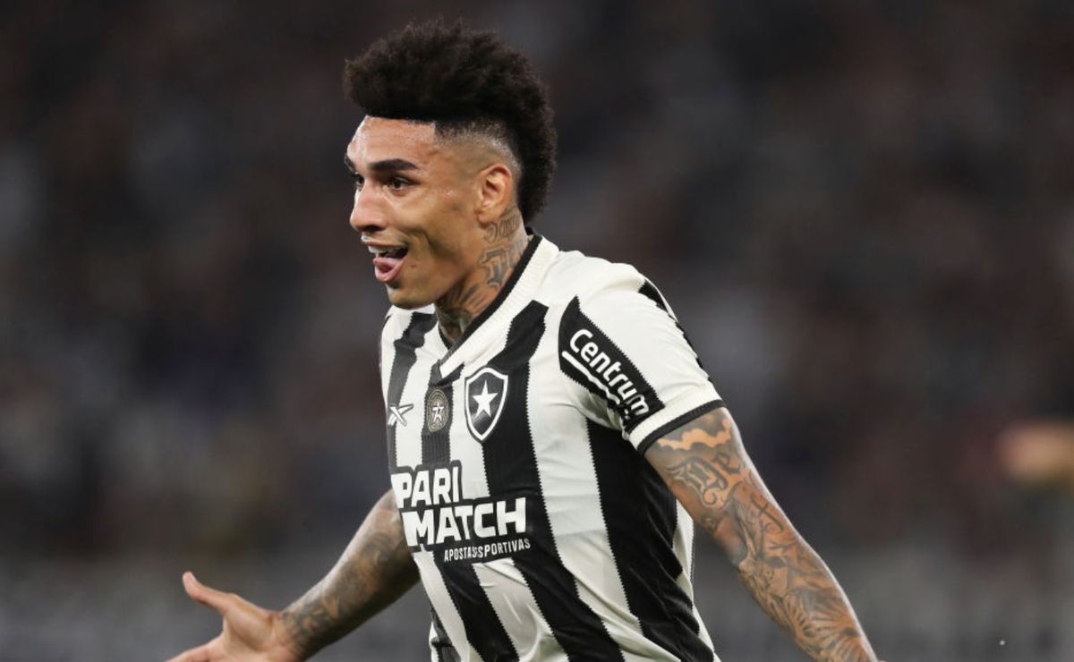 Igor Jesus brilha em noite mágica do Botafogo e é ovacionado pela ...