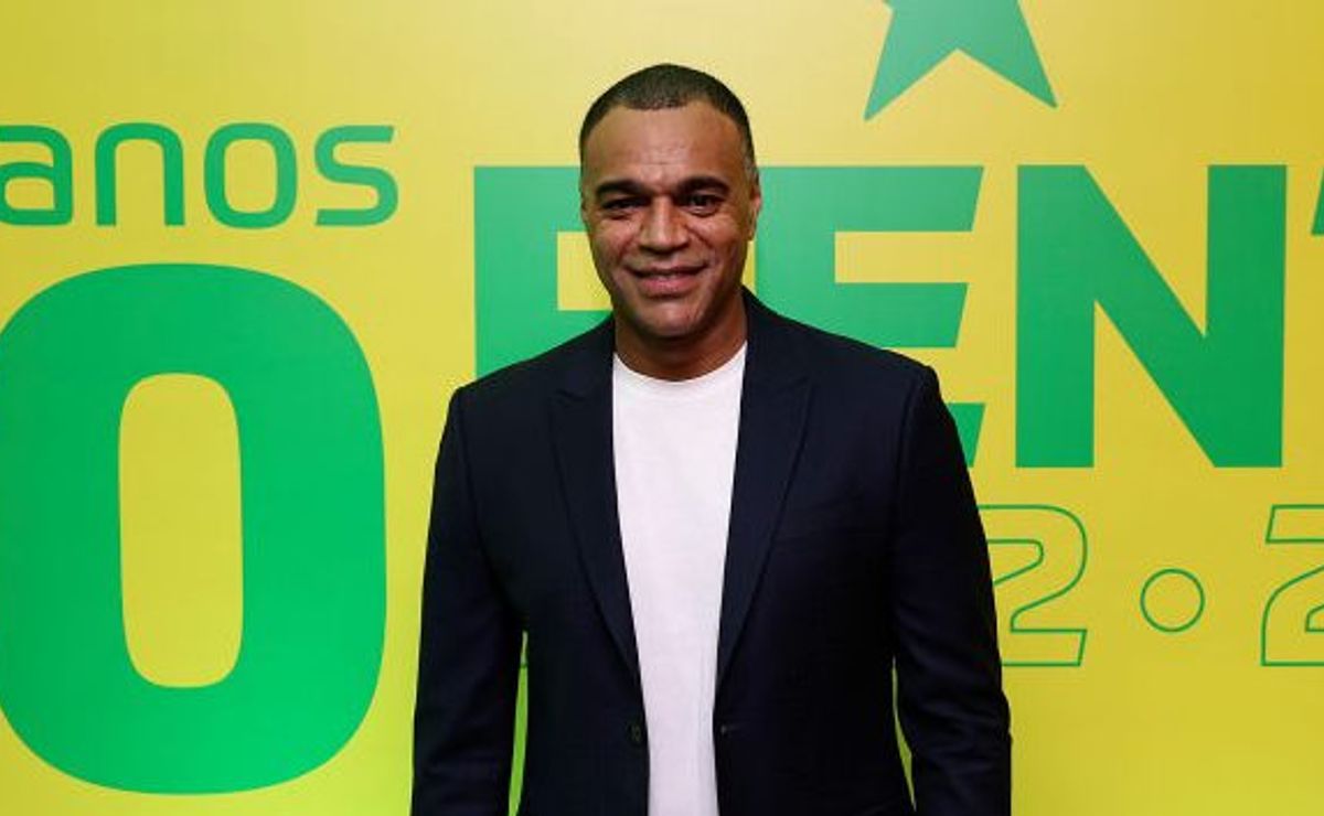 Denílson cobra mais de Vini Jr: " falta protagonismo na Seleção"