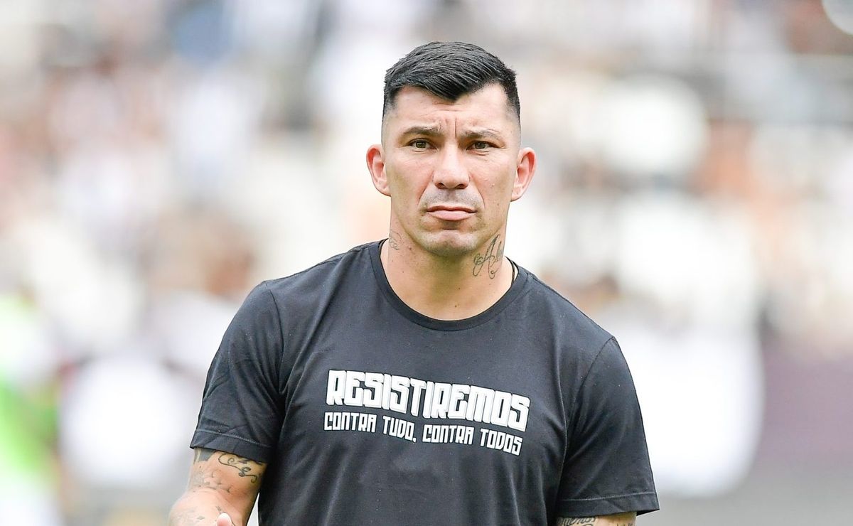 Medel está próximo de rescindir com Boca Juniors