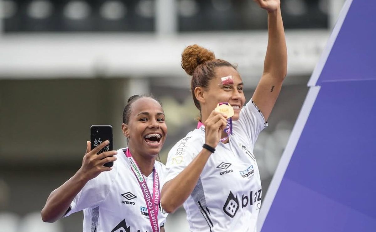 Paola pode trocar o Santos pelo Internacional