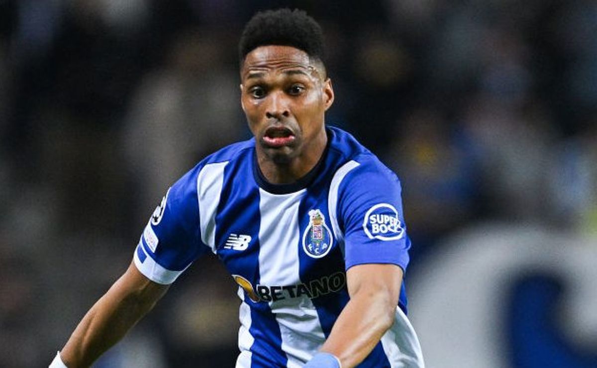 Wendell no São Paulo tem resposta positiva do Porto-POR, mas problema ...