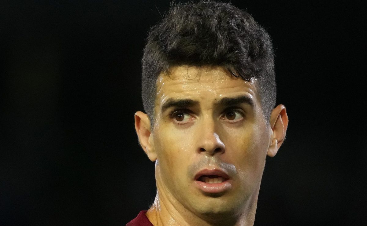 Oscar decide em que time vai jogar no Brasil e Flamengo não é o ...