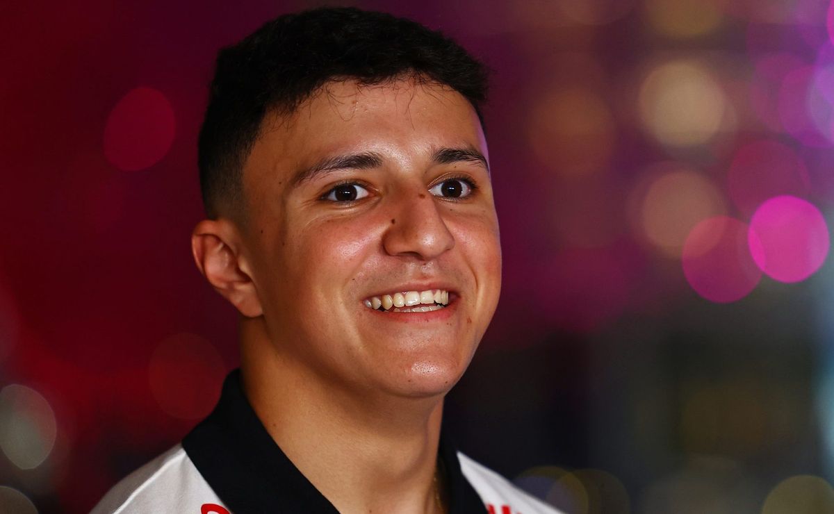 Hadjar exalta apoio de Helmut Marko antes da estreia na F1