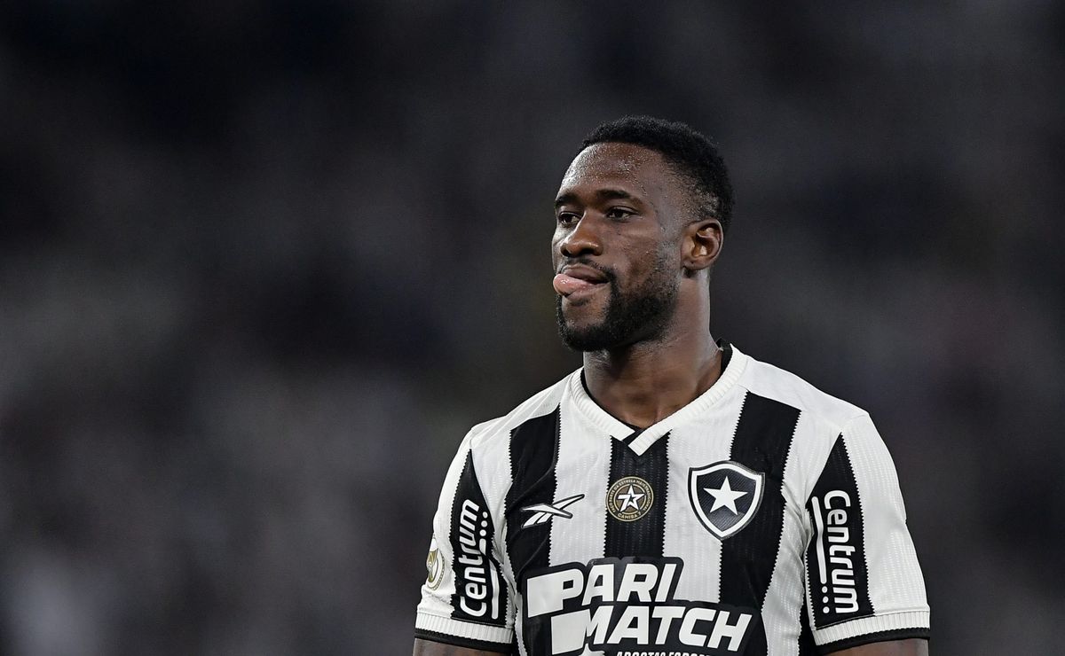 Botafogo explica ausência de Bastos na Supercopa do Rei - Bolavip Brasil