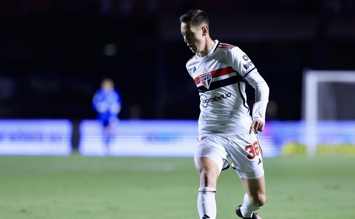 Zubeldía bate o martelo sobre permanência de Patryck no São Paulo