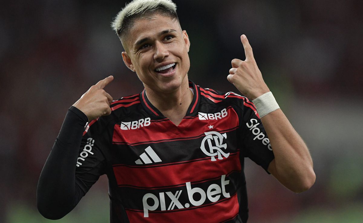 Cruzeiro ainda não desistiu de Luiz Araújo, do Flamengo, diz site