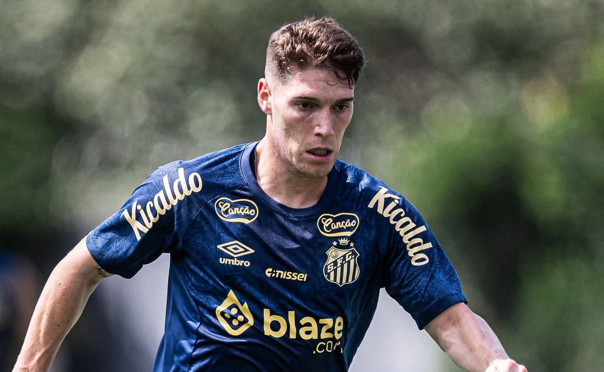 Rollheiser será titular e causa reviravolta no Santos