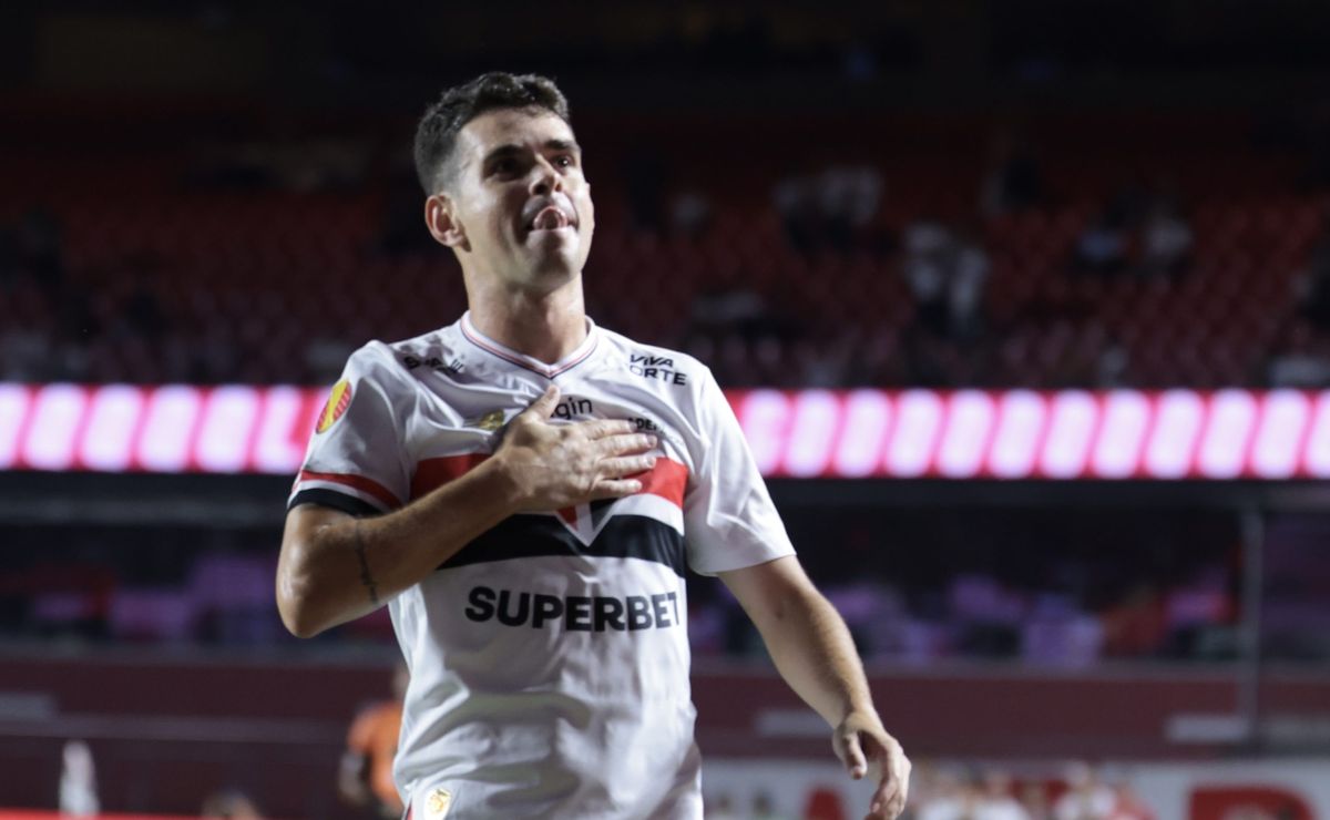 Oscar se adapta rapidamente e se torna peça-chave no São Paulo
