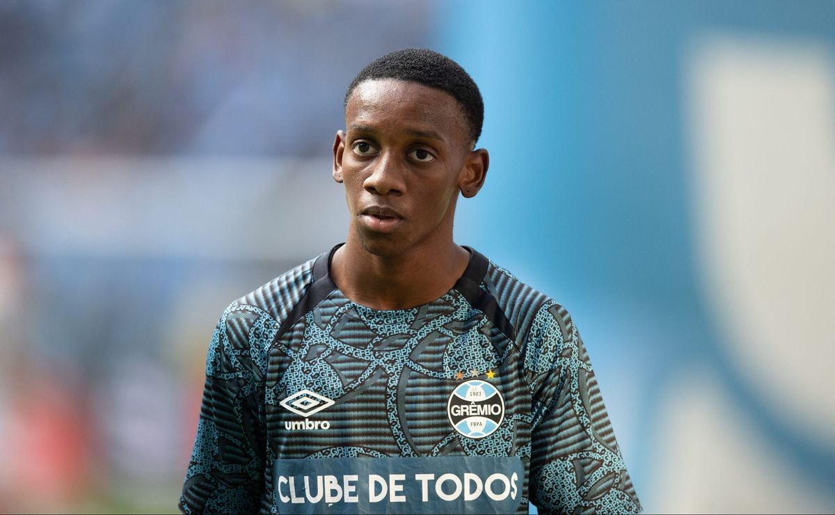 Grêmio confirma lesão grave de Gabriel Mec