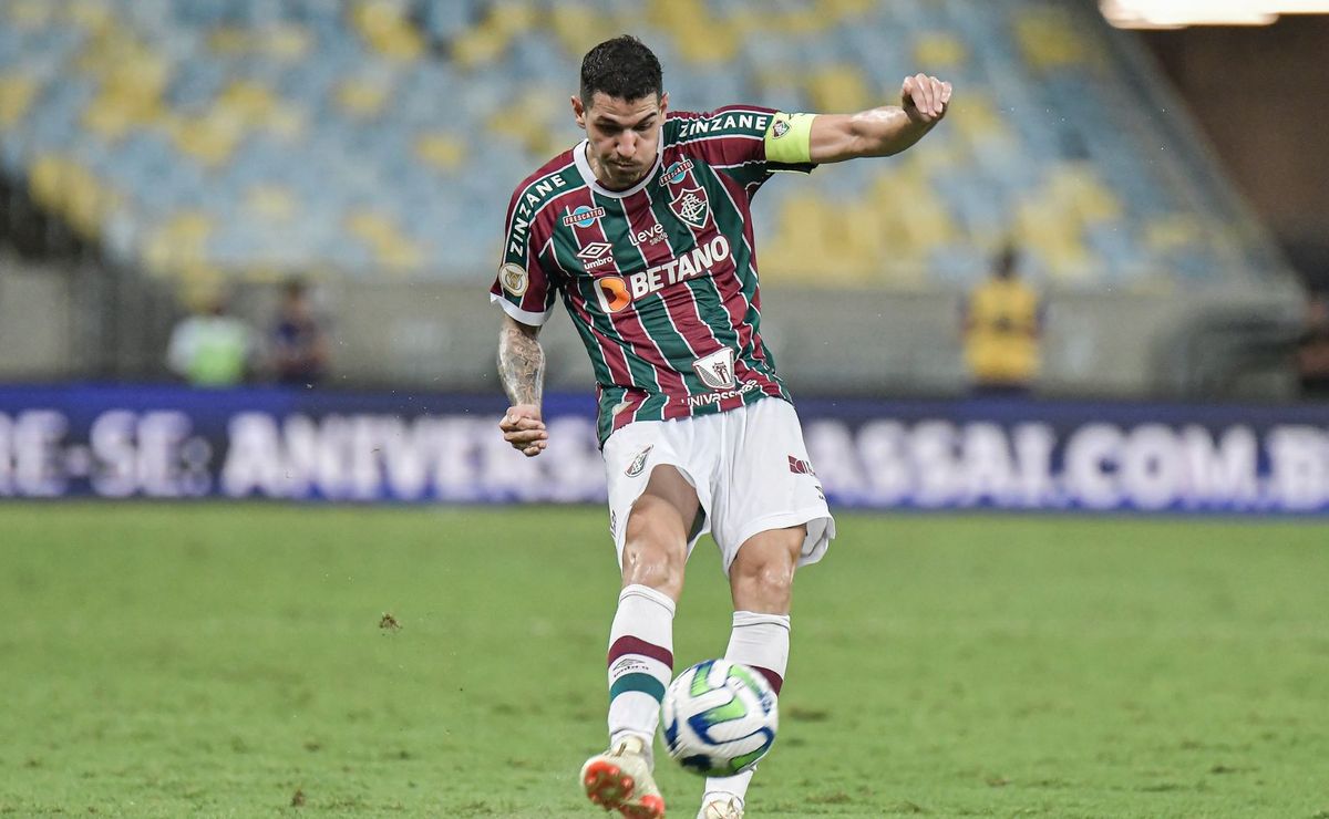 Nino, ex-Fluminense, faz homenagem ao filho após gol pelo Zenit