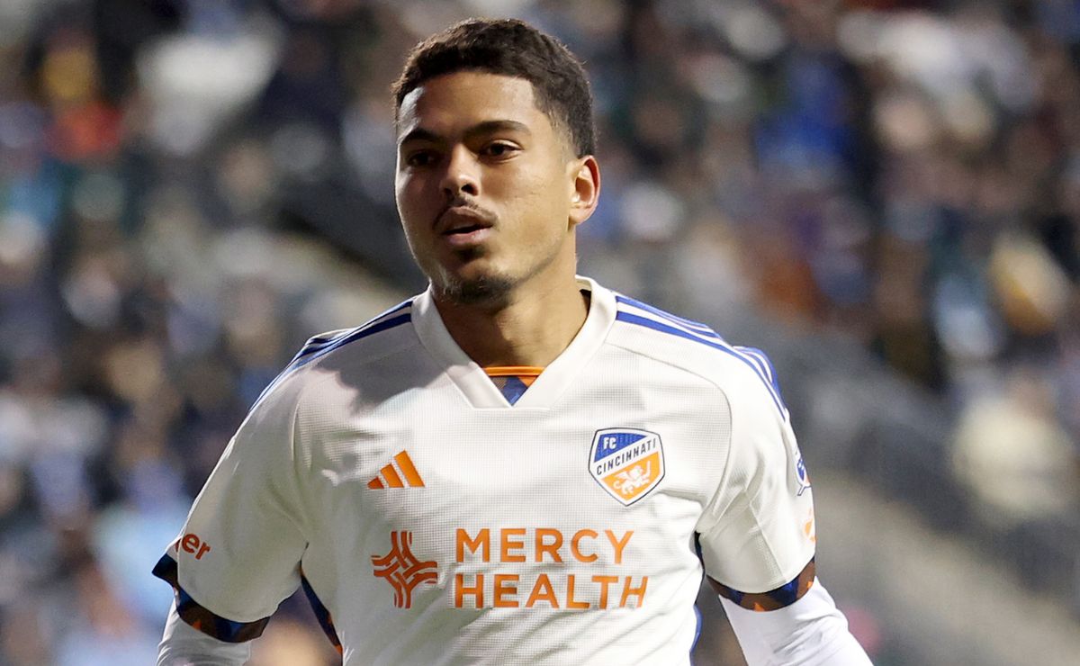 Retorno de Evander é aprovado pela torcida do Vasco