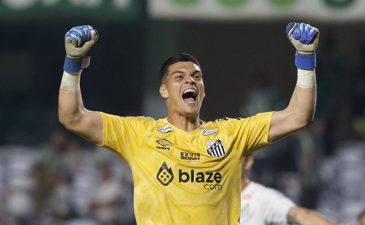 Gabriel Brazão é sondado pelo Galatasaray e Santos liga alerta