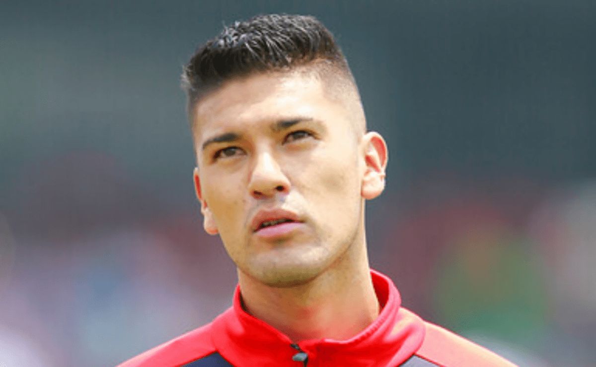 Oficial: Tony Alfaro deja Chivas para ser el nuevo jugador del ...