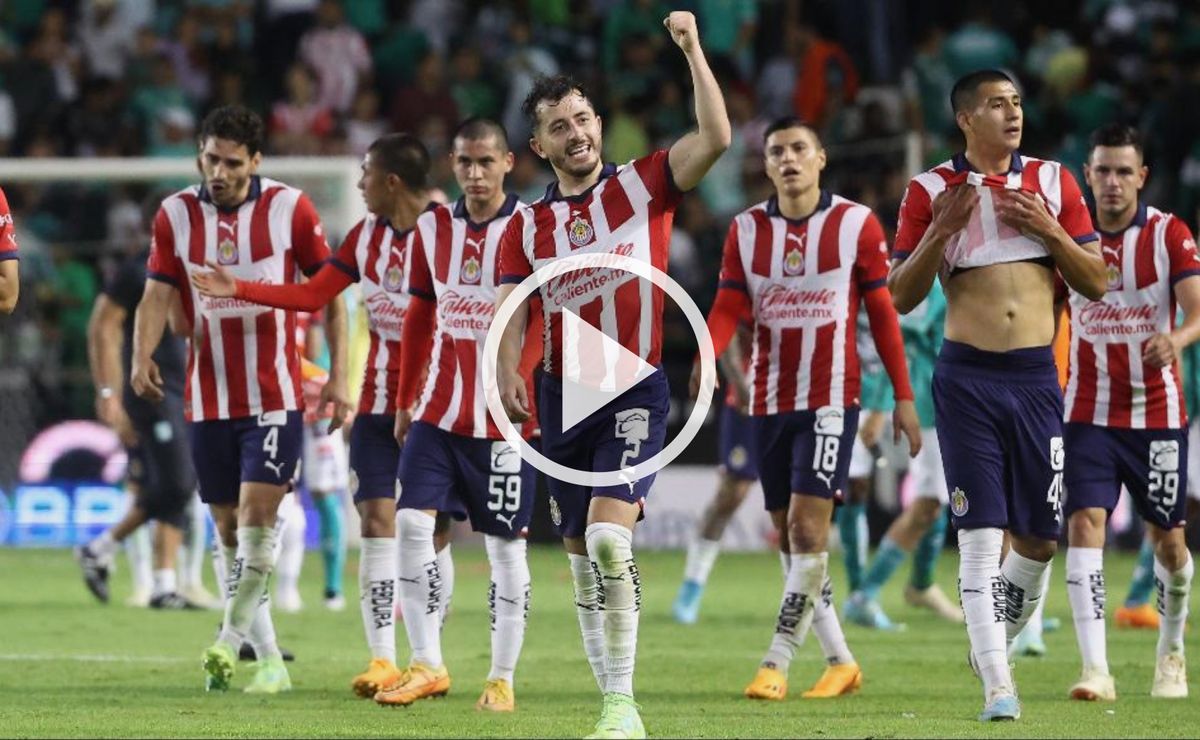 El motivador elogio que Alan Mozo tuvo con los debutantes de Chivas ...