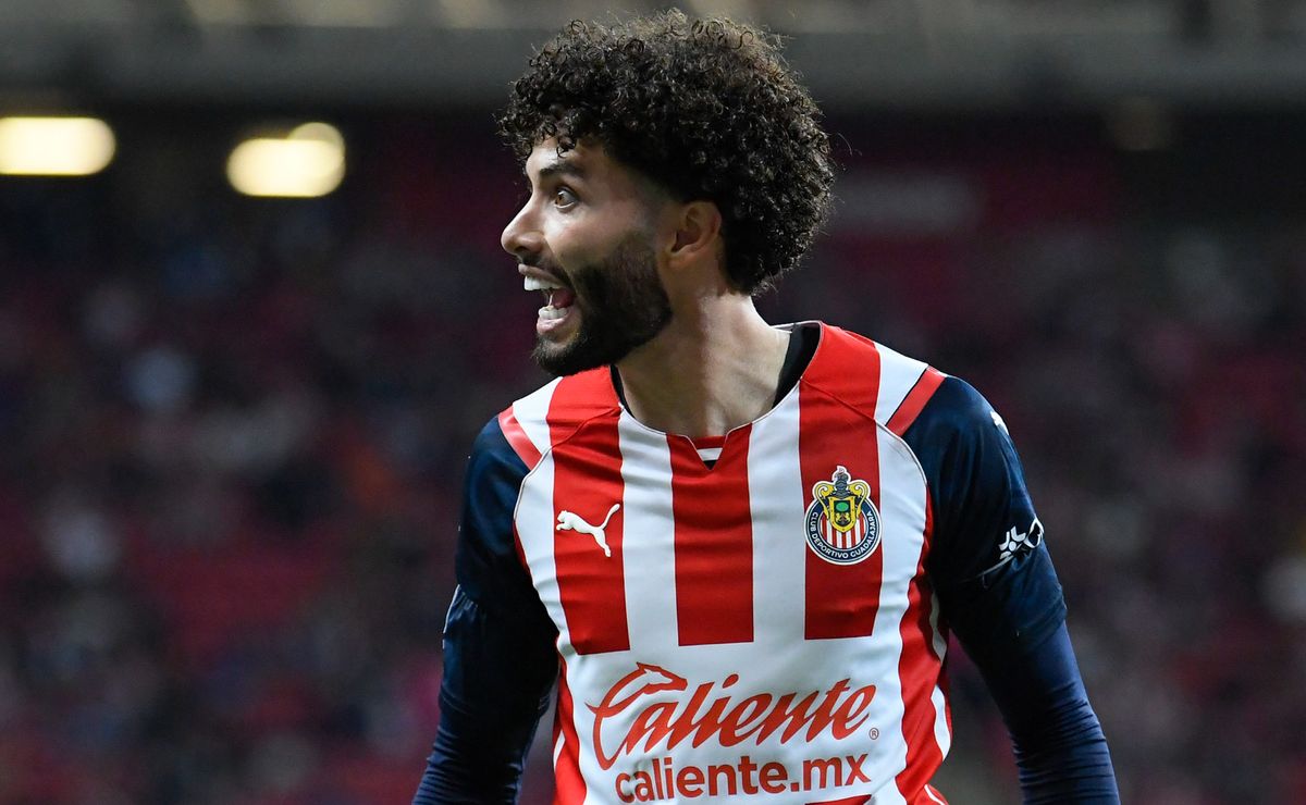 César Huerta y un día que Chivas no quiere recordar - Rebaño Pasión