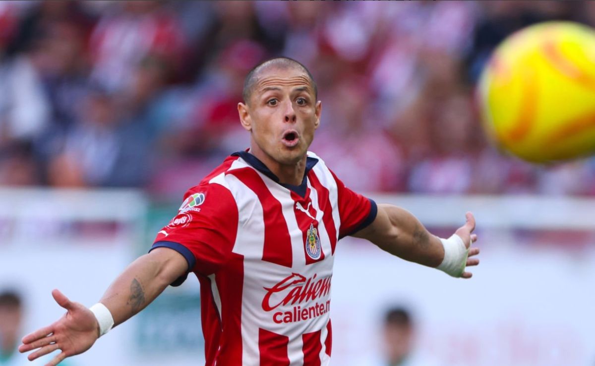 Así fue la primera titularidad de Chicharito con Chivas - Rebaño Pasión