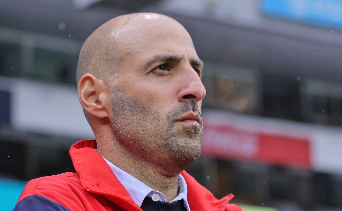 Chivas Femenil festejó la salida de Antonio Spinelli - Rebaño Pasión