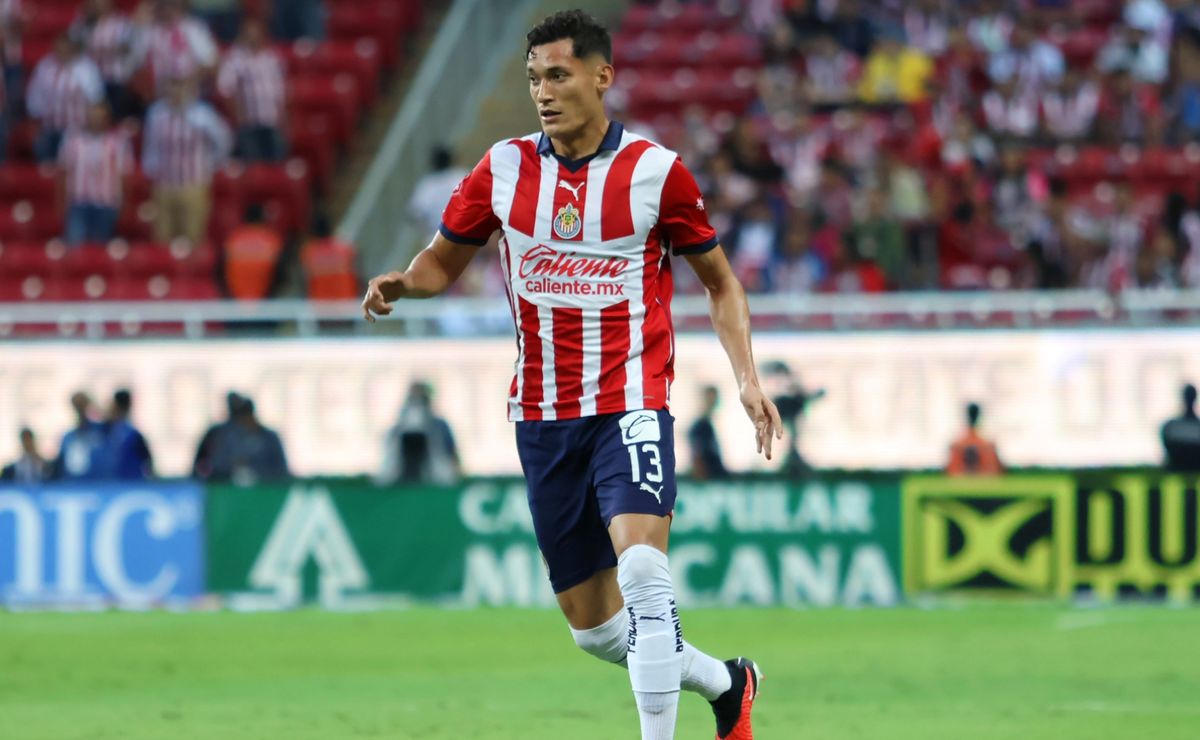 La importancia de Chiquete Orozco en salida de balón - Rebaño Pasión