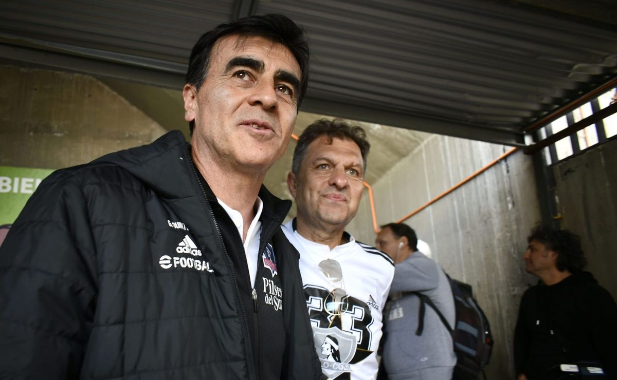 Aníbal Mosa define su postura por la renovación de Gustavo Quinteros en ...